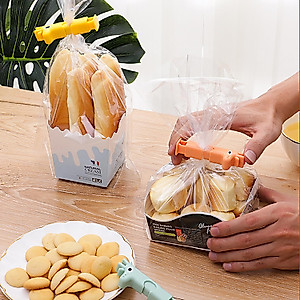 wanh Bread Bag Clips Reusable,Snack Bread Wrapper Sealing Clip to Keep Bread Fresh, Bread Ties Bag Closures Closer Cinchers,Squeeze and Lock Bread Clips for Food Storag (12Pcs Mixed Colors)