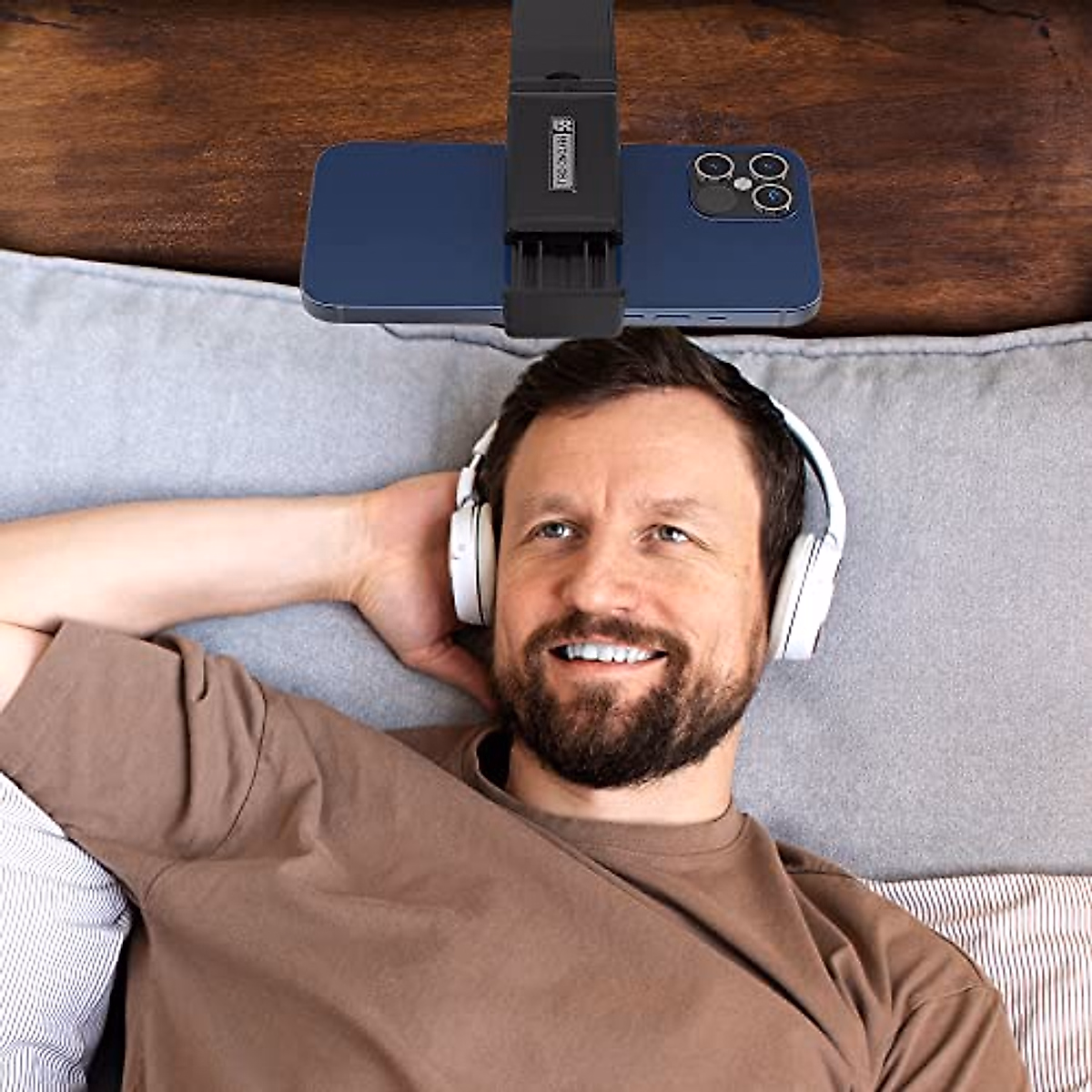 BEYOND CELL Travel Essentials for Flying, Universal Seat Back Tray Table Hands Free Phone Clip Holder, Travel Must Haves Adjustable Pocket Size Compatible with iPhone and Android