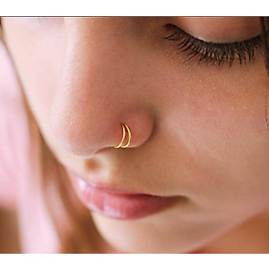D.Bella Spiral Nose Ring for Single Piercing - Surgical Steel Nose Hoop in Silver, Rose Gold and Black