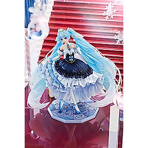 Good Smile Character Vocal Series 01: Hatsune Miku Snow Princess Version 1: 7 Scale PVC Figure,Multicolor,G94134