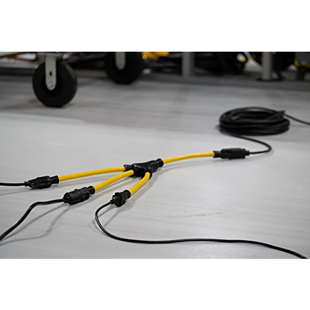 Coleman Cable 09019 W-Splitter, Extending Outlet Adapter, Splits 1 to 3 Outlets, 2-Foot