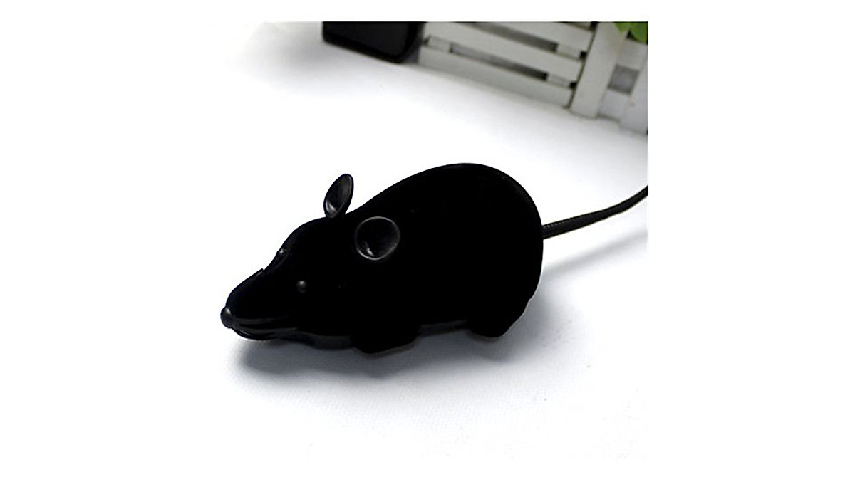 Giveme5 Wireless RC Fake Mouse - Fun Prank Toy