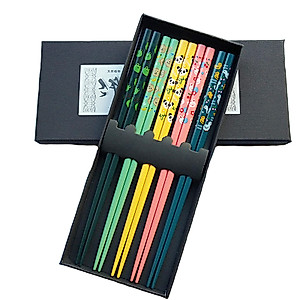 MEKBOK Handmade Japanese Chopsticks Reusable Natural Wooden Chopstick with Box, 5 Pairs Gift Set