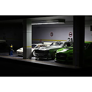 1/24 Scale Die-cast Car Garage Display Case with Clear Acrylic Cover and LED Lighting for 4 Parking Space (1:24-4 Parking 2A)