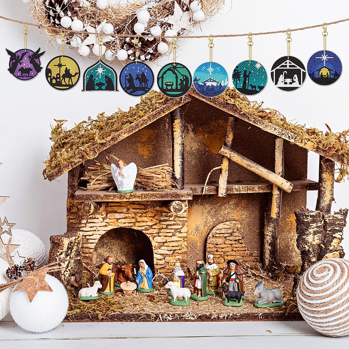 Estune 28 Pcs Christmas Nativity Scene Diamond Painting Keychain for Adult Christmas 5D DIY Diamond Painting Art Keychain Decor Keychain Making Kit Diamond Key Diamond Ornaments Craft Accessories