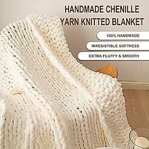 LiBcmlian Cream Chunky Knit Blanket Throw 40"x40" Luxury Chenille Yarn Knitted Blanket Tight Braided Thick Cable Knit Throw Blanket for Couch Bed Sofa