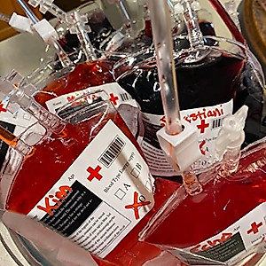 20 Pack Halloween Decorations Blood Bag Drink Pouches for Home Party Decor Supplies Zombie Vampire Party Indoor Outdoor Decoration with Syringe, Clips and Stickers