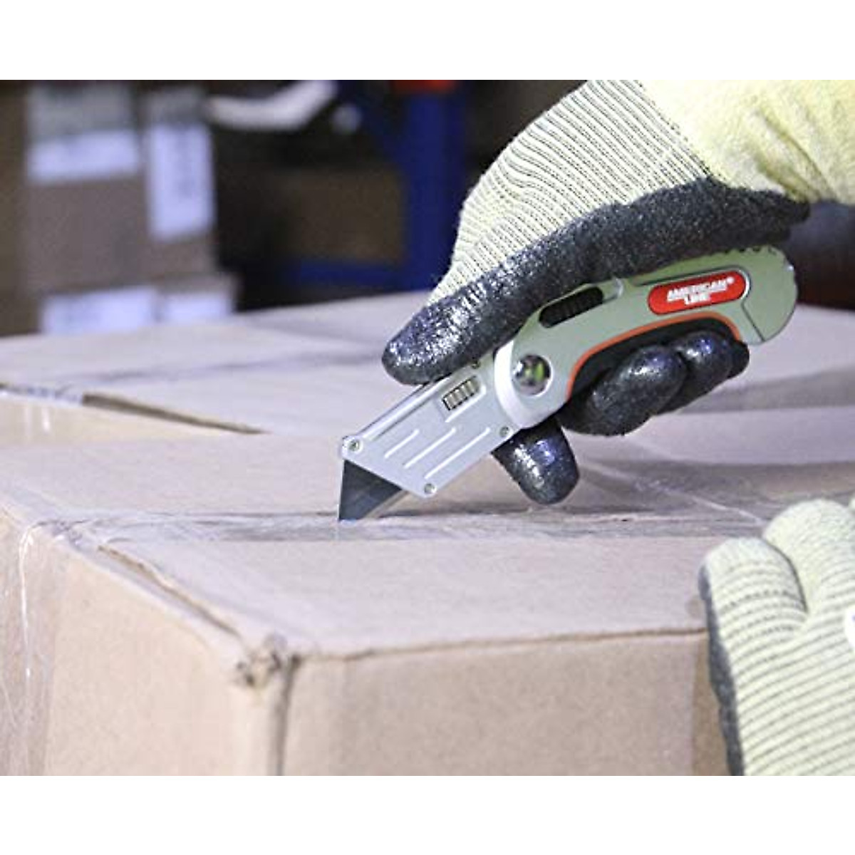 American Line Folding Utility Knife with 6 Blades - Ergonomic Handle Design with Quick Blade Change Technology - 65-0203