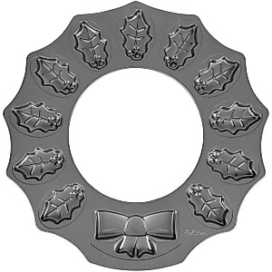 Wilton Holly Wreath Shaped Non-Stick Cookie Pan, 12-Cavity