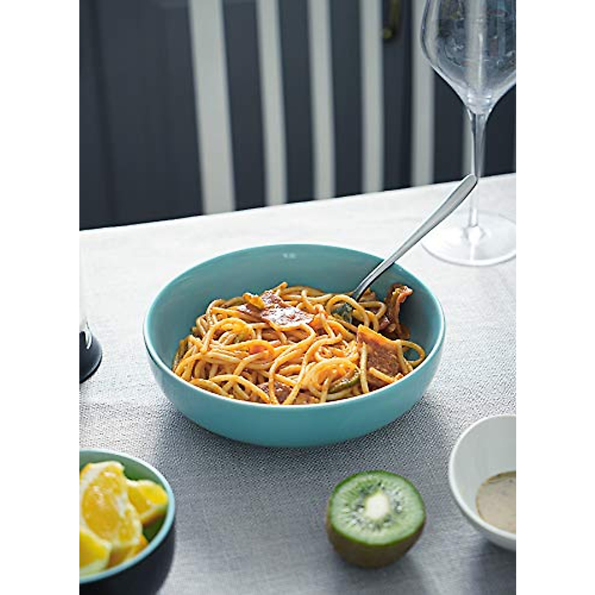 Teocera Porcelain Pasta Bowls, Salad Bowls Set, Wide and Shallow, 30 Ounce - Set of 4, Turquoise