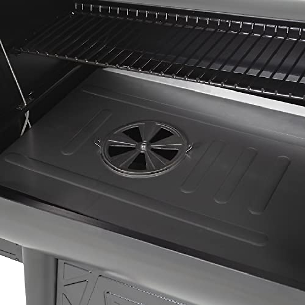 Dyna-Glo DGSS7002BPW-D Signature Series 706 Total Sq. in. Wood Grill Pellet Grill & Smoker, Black/red