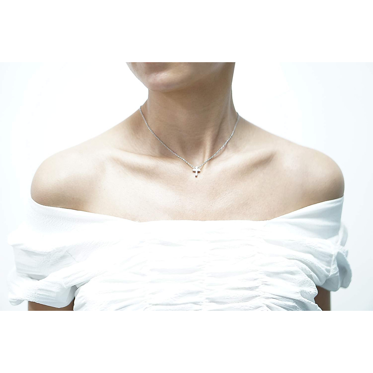 Xianli Wang Tiny Simple Cross Pendant for Children Kids Boys Girls Women Stainless Steel Small Child Kid Necklace (Silver tone-Age under 10/Thin Neck Women)