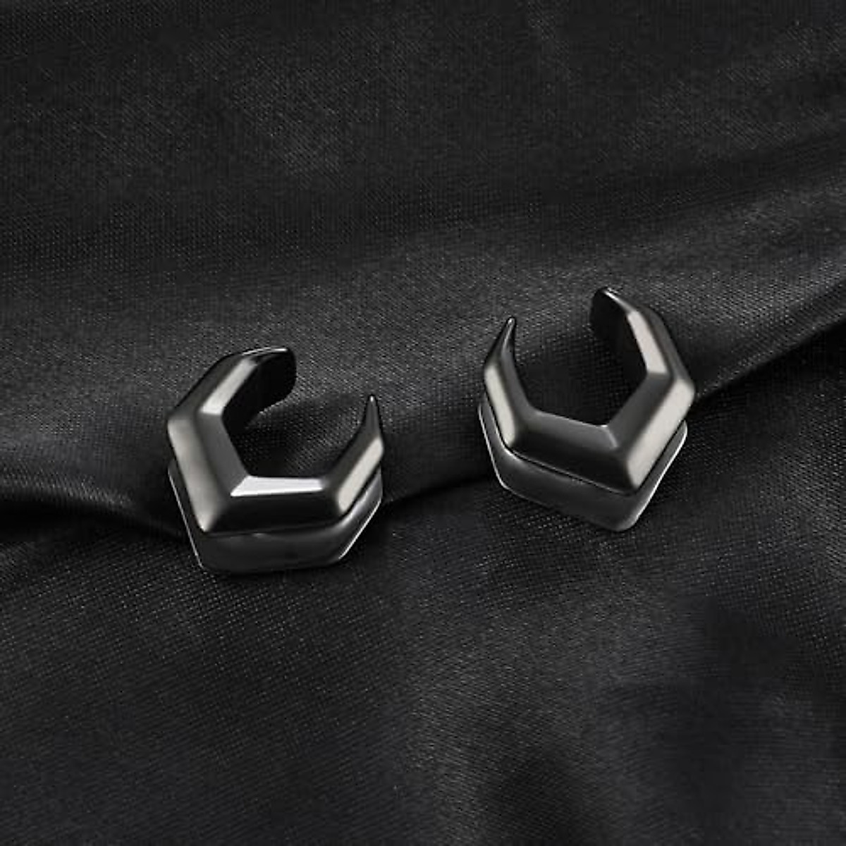 LADEMAYH 2Pcs 7/8 Gauges for Ears, Cool Hexagon Black 7/8 Plugs Ear Gauges for Women, 22mm Gauges for Ears, Surgical Steel Saddle Plugs Tunnels Gauge Earrings