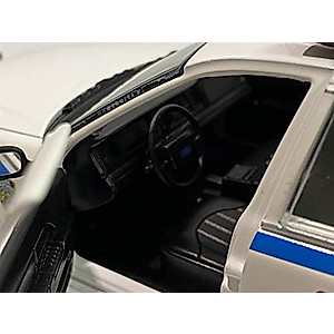 Greenlight 85513 Hot Pursuit - 2011 Ford Crown Victoria Police New York City Police Dept (NYPD) 1/24 Scale