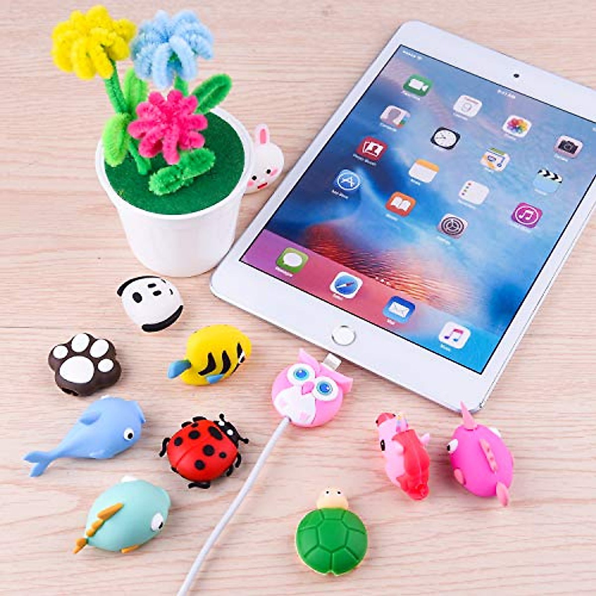 TUPARKA 18 Pcs Cable Protector for iPhone/ipad USB Lightning Cable, Plastic Cute Fish Unicorn Animals Charging Cable Saver, Phone Accessory Protect USB Charger