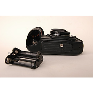 NIKON F100 35mm SLR Camera Body