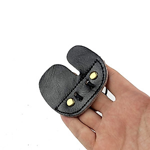 Miokun 6 Pack Leather Archery Finger Tabs, Adjustable Finger Guard Protective Gear,Right Hand (6)