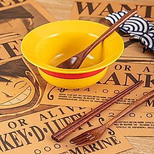 CHUNGE 5PCS ONEPIECE Japanese Ramen Ceramic Bowl Set Luffy Straw Hat Ramen Bowl With Chopsticks Anime Fans Gift（4Pcs）