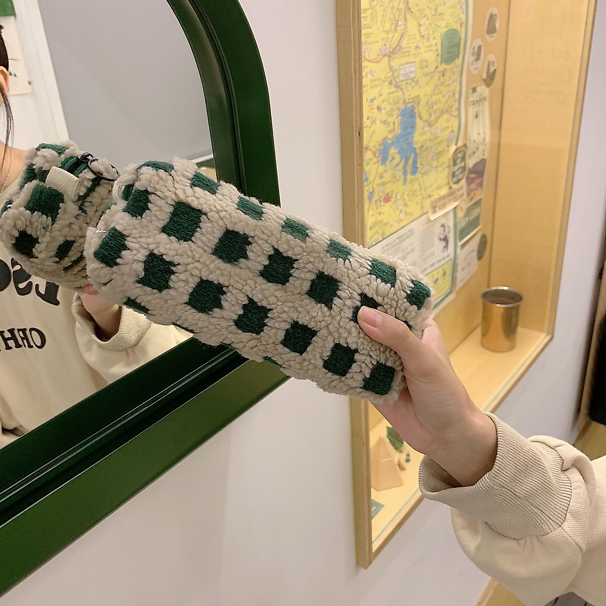 SURBEAV Pencil Case Pen Case Office College School Storage Bag Pouch Holder Box Organizer Makeup Pouch Cosmetic Bag Aesthetic Cute Pencil Case for Girls Boys Kids (Green)