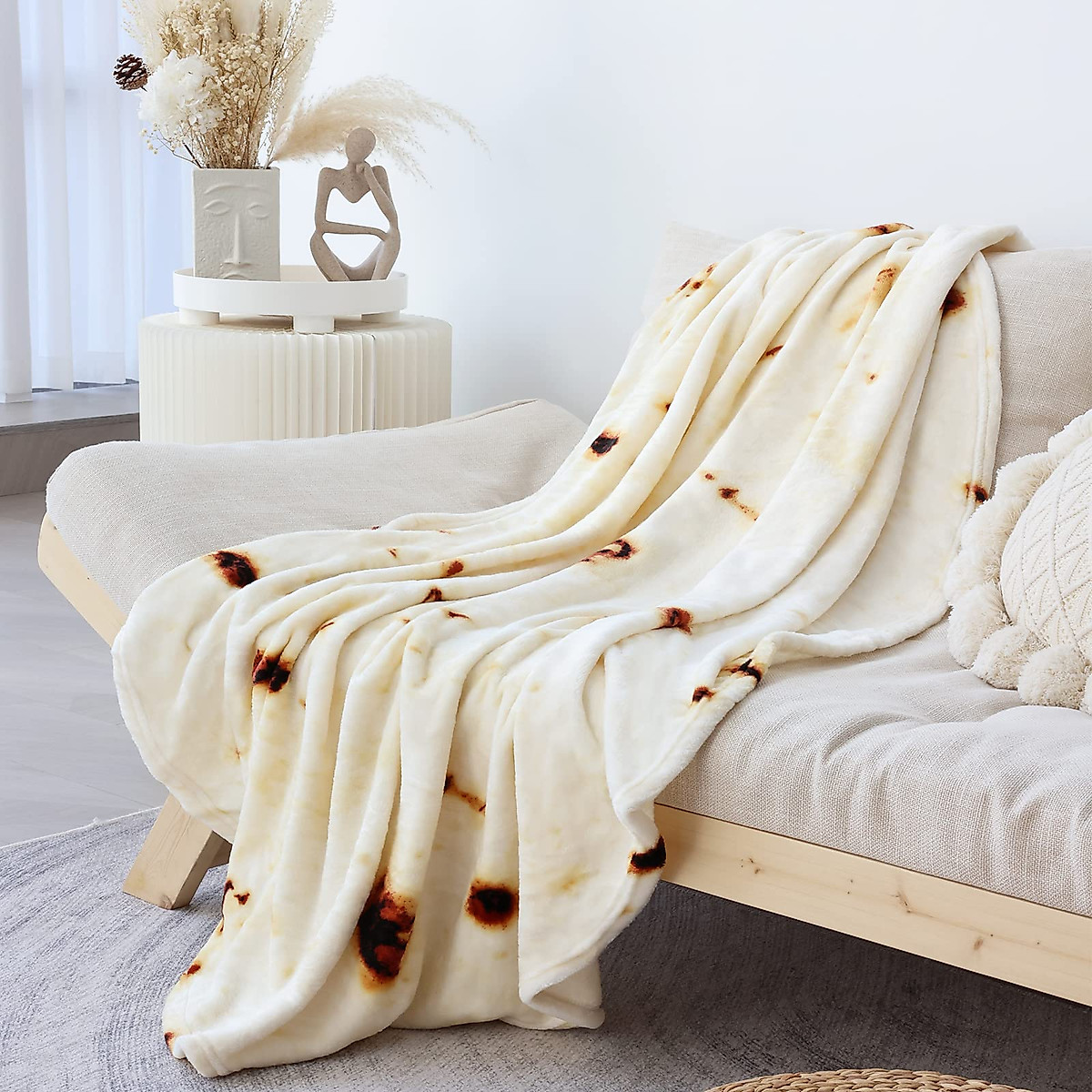 Bnuitland Burritos Tortilla Blanket,300GSM Double Sided Giant Funny Gift Throw with Burrito Pouch,Realistic Super Soft Taco Food Blanket,Novelty Sofa Blanket for Kids/Pets and Adults