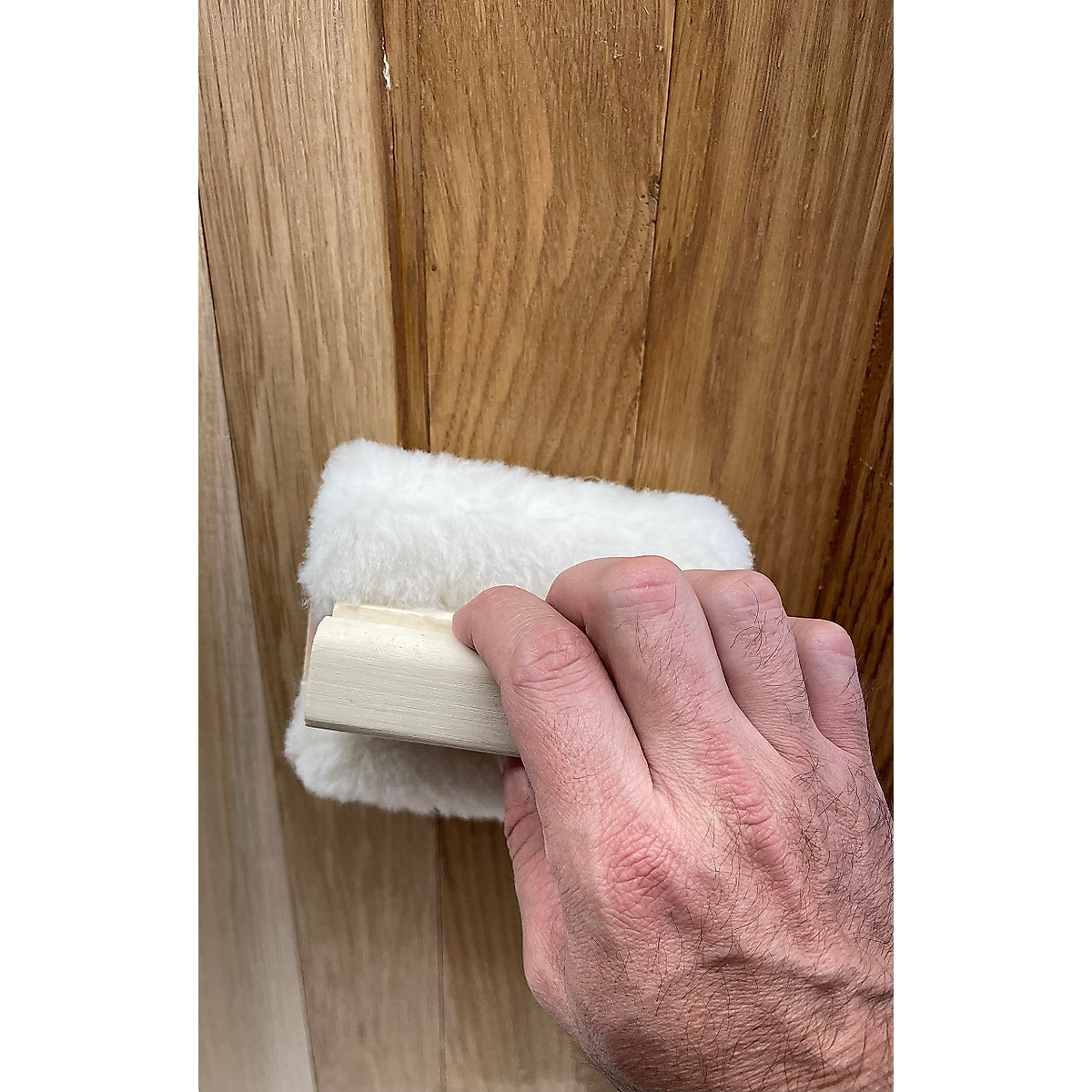 5" Genuine Lambskin Hand Stainer Block and Pad - Staining and Polyurethane - Hardwood Surfaces - Lambwool is The Professionals Choice. Great for Faux Painting (1)