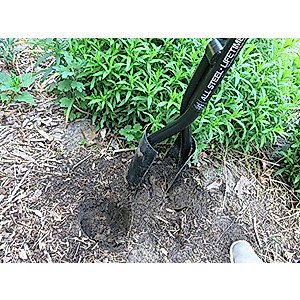 Fiskars 60 Inch Steel Posthole Digger