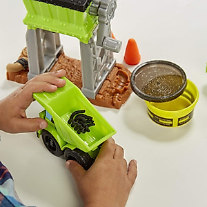 Play-Doh Wheels Gravel Yard Construction Toy with Non-Toxic Pavement Buildin' Compound Plus 3 Additional Colors
