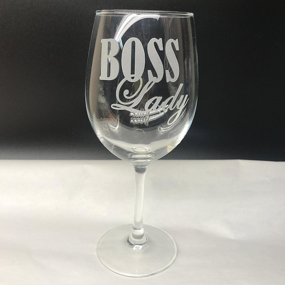 alankathy mug G070 Wine Glass Boss Lady, 11 oz Clear with stem Gift for Girlfriend Boss, Grandma, Grandmother, Aunt, Sister, Mother, Friend