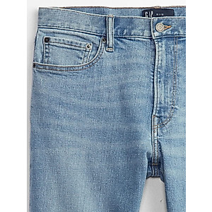 GAP Mens Straight Fit Jeans, Light Wash, 32W x 32L US