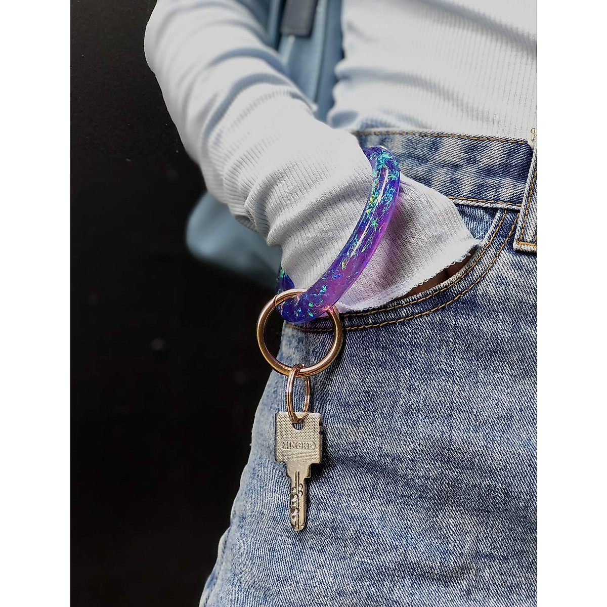 Mymazn Bangle Key Ring Bracelet for Women Wristlet Keychain Bracelets Holographic Circle Keyring for Wrist, Gift for Women Girls