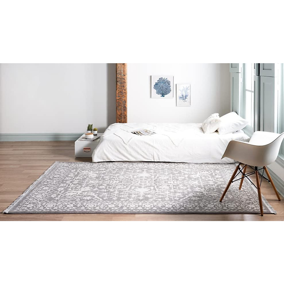 Unique Loom Traditional Classic Intricate Design with Distressed Vintage Detail, Area Rug, 5 ft x 8 ft, Gray/Ivory