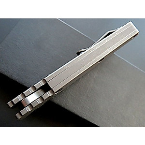 Eafengrow EF225 Pocket Knife Hunting Knives D2 Blade Titanium Handle with Clip EDC Tools Working Camping Knife(gray)