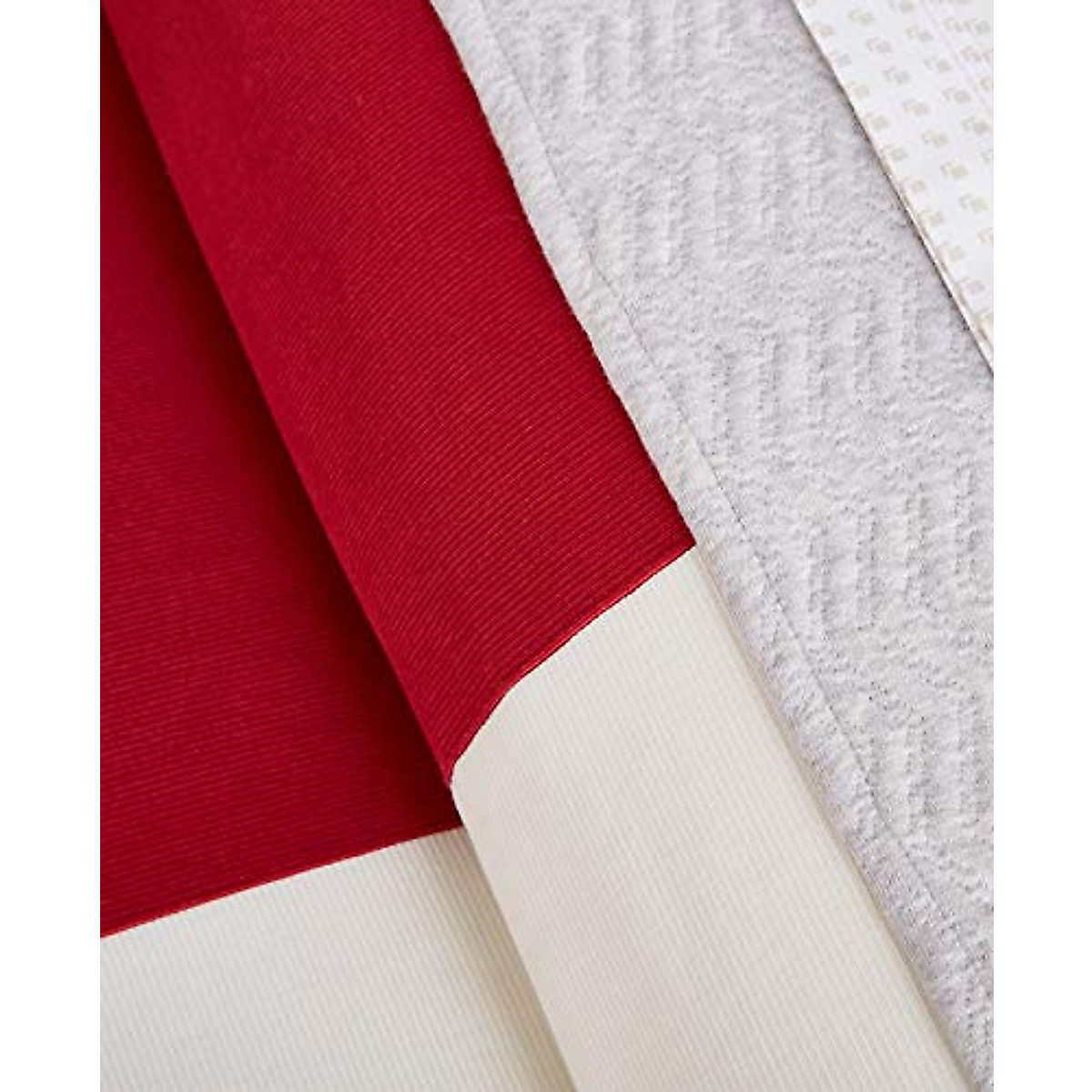 Lacoste Cliff Duvet Set, Full/Queen, Red