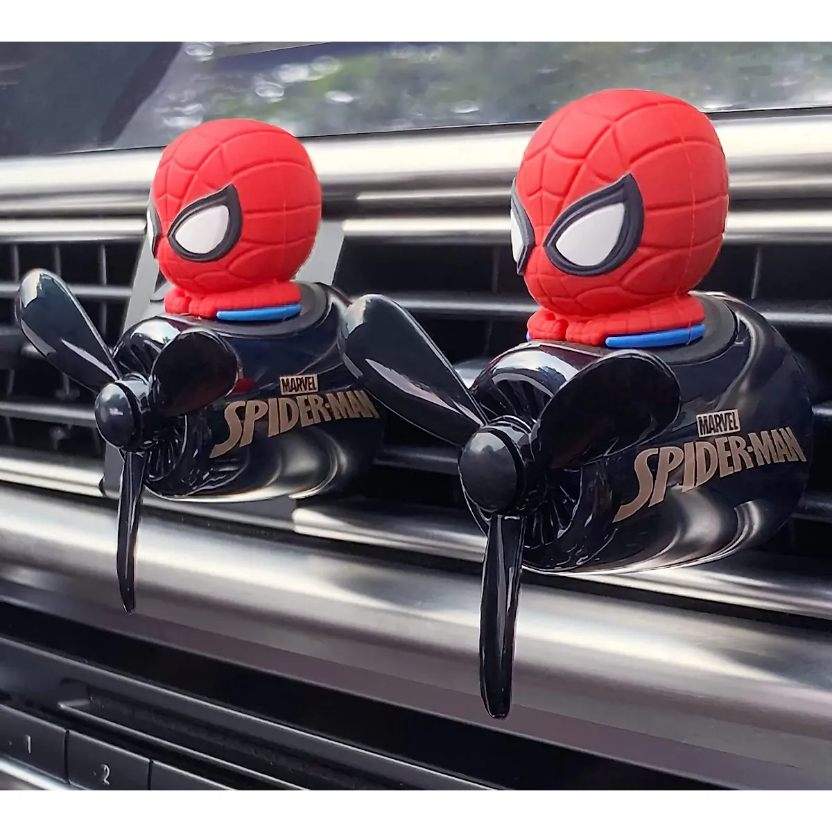 Car Air Fresheners, Cute Cartoon Hero Pilot Vent Clip Interior Accessories, Rotating Propeller Automotive Air Outlet Fan Creative Car Perfume Decoration