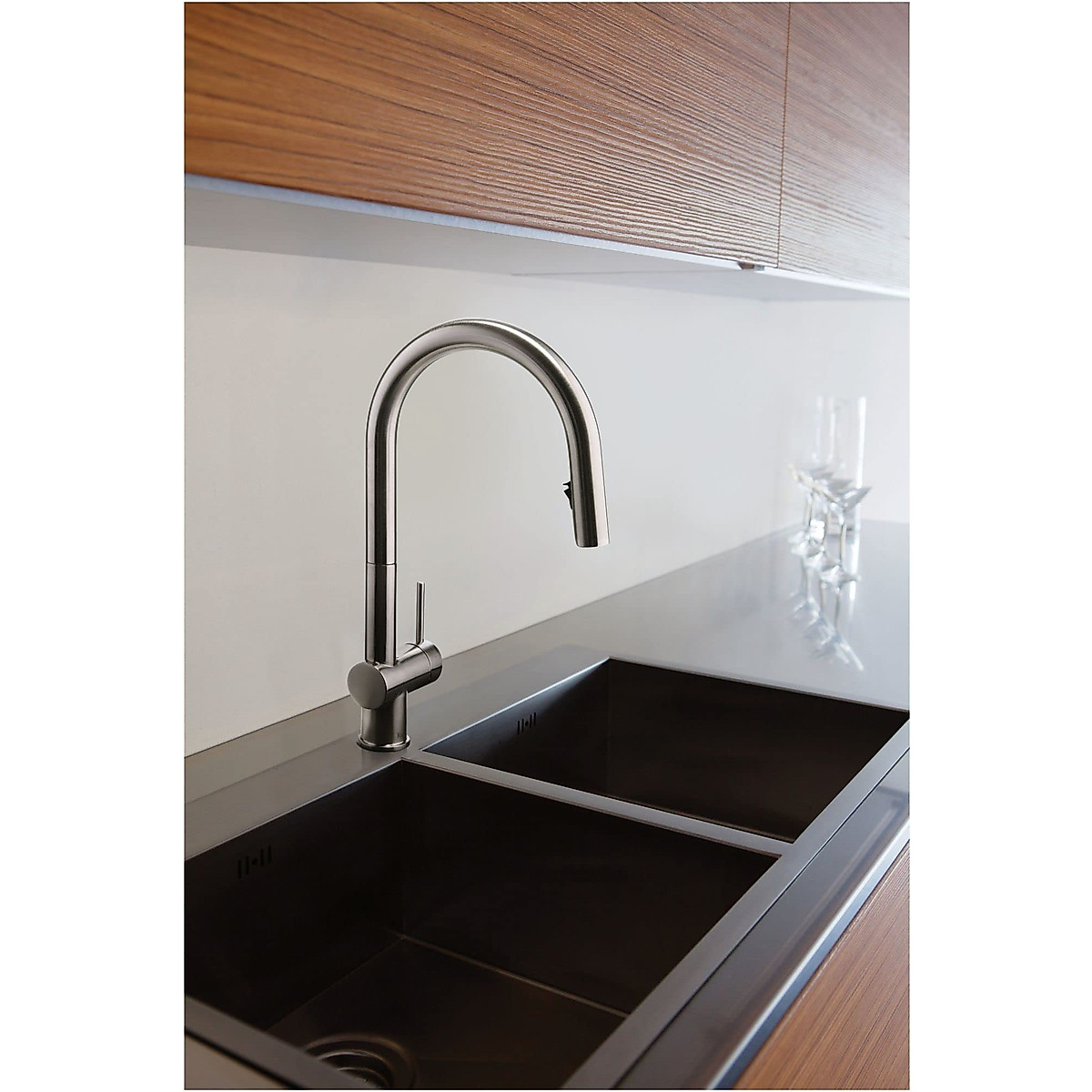 Riobel AZ201BK - Azure kitchen faucet with spray, Black