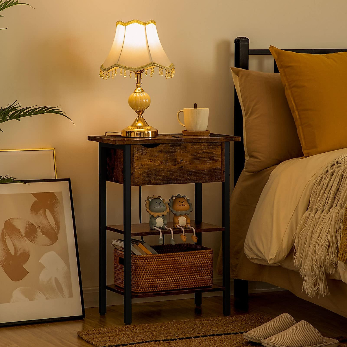 HOOBRO End Table with Charging Station, Narrow Side Table, Flip Top Nightstand with USB Ports and Outlets, Bedside Tables with Shelf for Small Spaces, Living Room, Rustic Brown BF341BZ01