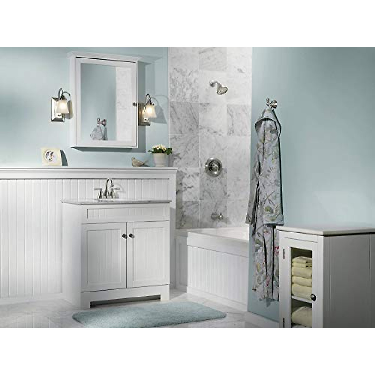 Banbury Tub / Shower Lever Handle, Spout + Showerhead, Chrome