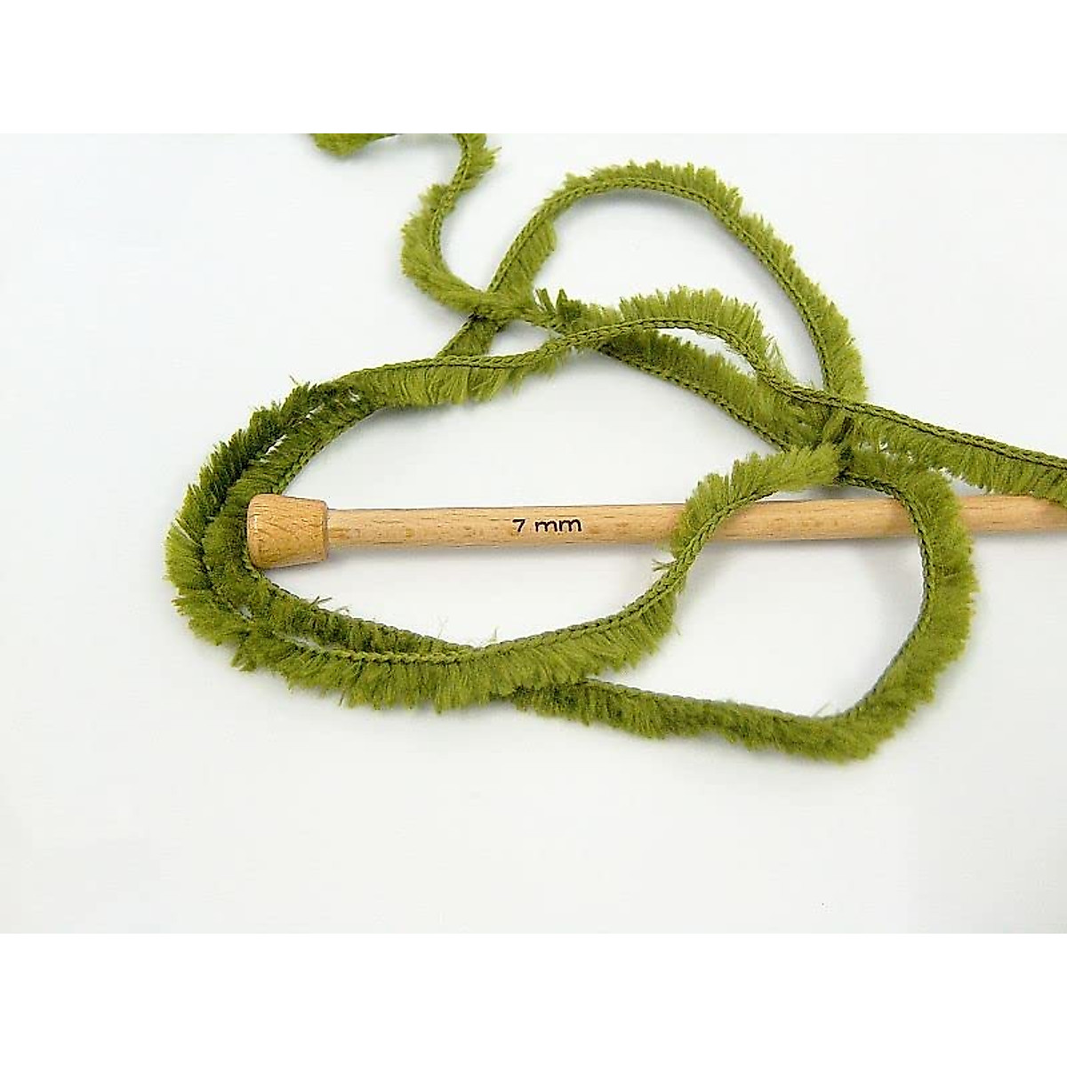 Panda Fuzzy Plush Yarn 100 Gram (3.53 Ounces) 80 Meters (87 Yards) - Military Green