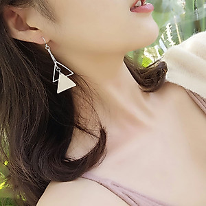 70Pcs Triangle Earring Beading Hoop,4Sizes Silver Earring Bead Connector Links Open Bezels Linking Rings Earrings Pendant for DIY Jewelry Making Finding,Earring Necklace,Crafts Supplies