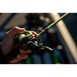 Abu Garcia Virtual Low Profile Baitcast Reel and Fishing Rod Combo, Green, 7' - Medium Heavy - 1pc - Left Handed