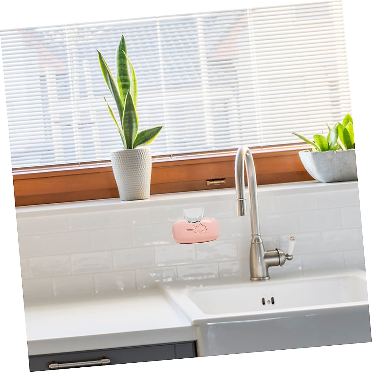 Alipis 2Pcs Magnetic soap Holder Wall Mounted soap Rack soap Holder for Shower Wall Hand soap Container Bath soap Liquid soap draining Holder Hand soap Dispenser abs Tray Storage White