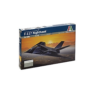 Italeri 1:72 Aircraft No 189 F-117a Nighthawk Model Kit (510000189)