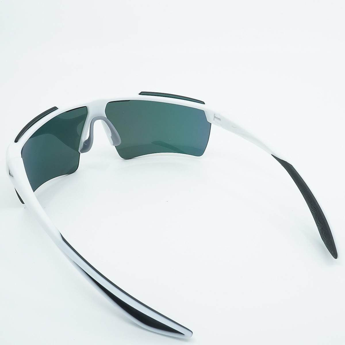 Nike Mens WINDSHIELD ELITE 20 Sunglasses (White/Black/Field Tint)