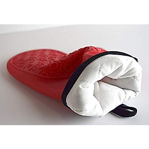 Atlas and Apollo Silicone Oven Mitts Heat Resistant Oven Gloves - Red Pot Holders for Grilling Cooking and Baking - Deluxe Padded Cotton Liner for Extra Protection - Non Stick Grip Glove 1 Pair Set