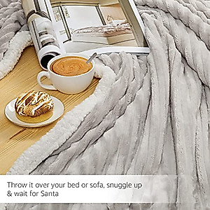 Sherpa Blanket Fleece Throw – 60x80, Pearl Grey – Soft, Plush, Fluffy, Warm, Cozy, Thick – Perfect for Bed, Sofa, Couch, Chair