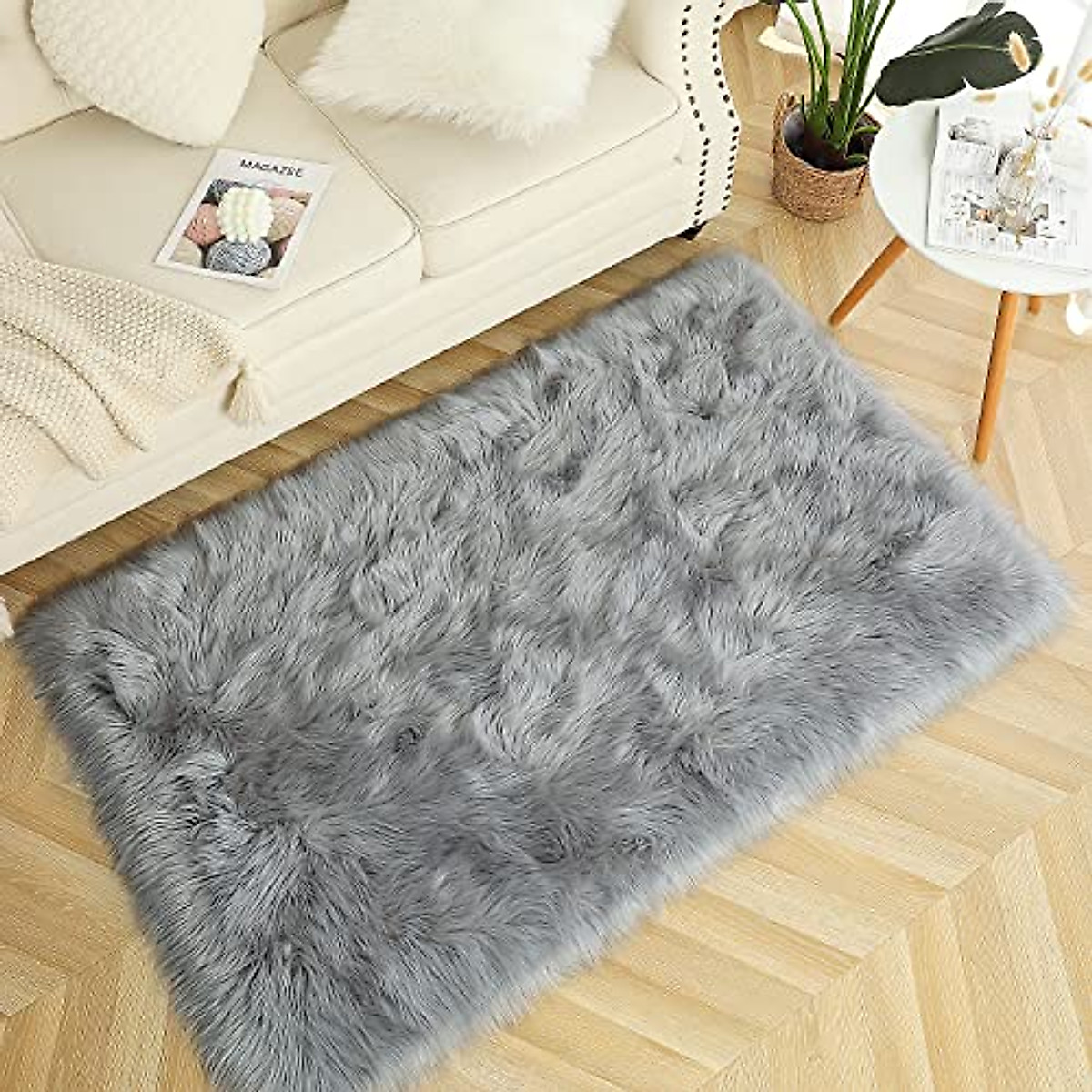 Pacapet Fluffy Faux Fur Rug,Grey Fur Rug Sheepskin Rug for Bedroom,Furry Shag Rug for Living Room,Fuzzy Rug Carpet for Bedside Kids Nursery Room Decor,2x3 ft