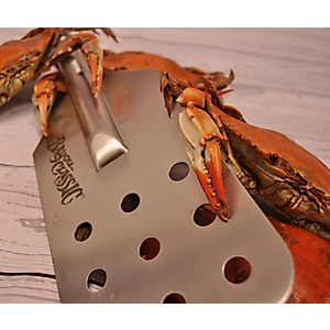 Bayou Classic 1042 42-in Stainless Stir Paddle Perfect for Crawfish and Seafood Boils Durable 42-in Stainless Handle 4-in Wide Perforated Paddle