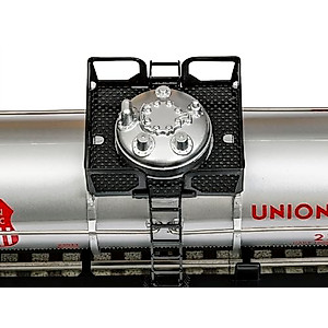 Lionel Union Pacific Flyer LionChief 5.0 Electric O Gauge Train Set with Bluetooth & Remote