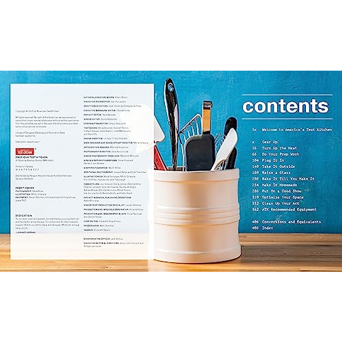 Kitchen Gear: The Ultimate Owner's Manual: Boost Your Equipment IQ with 500+ Expert Tips, Optimize Your Kitchen with 400+ Recommended Tools