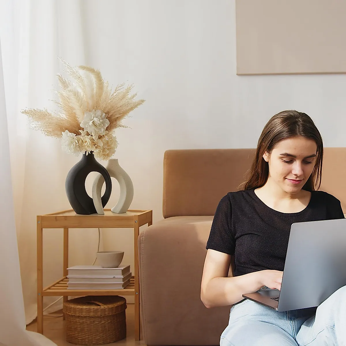 Black and White Ceramic Vases Set of 2 for Home Decor Modern Boho Donut Flower Vase Round Crossed Hollow Vase for Wedding Dining Living Room Table Centerpieces Coffee Table Decoration